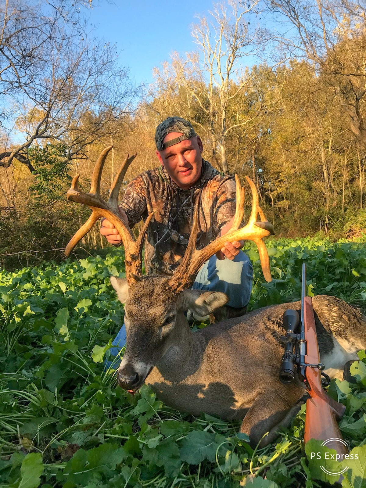 Gallery - Hunt The Island